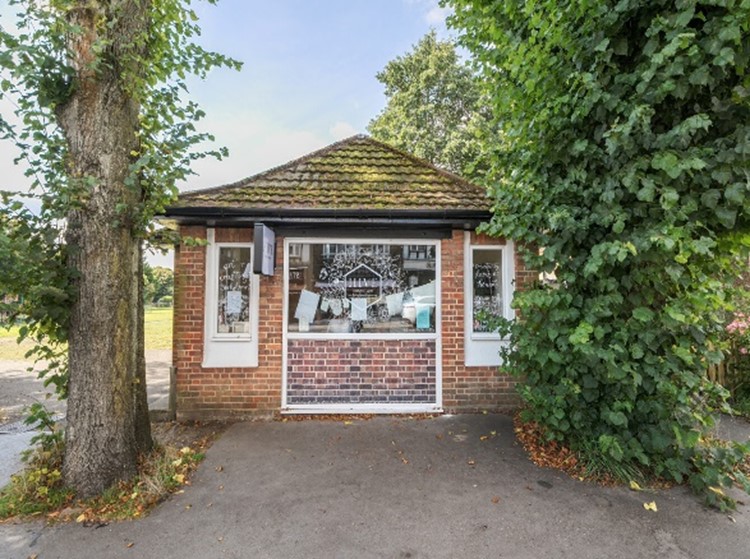 About Sanderstead - Hannah James Estates